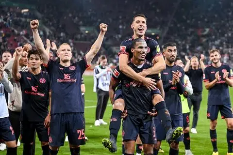 Mainz 05 vor wichtigen Entscheidungen im Defensiv-Roulette