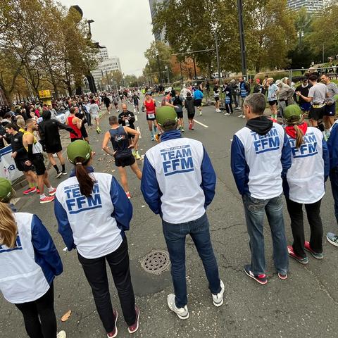 Jannis Janson und Laura Vetter stark beim Frankfurt-Marathon