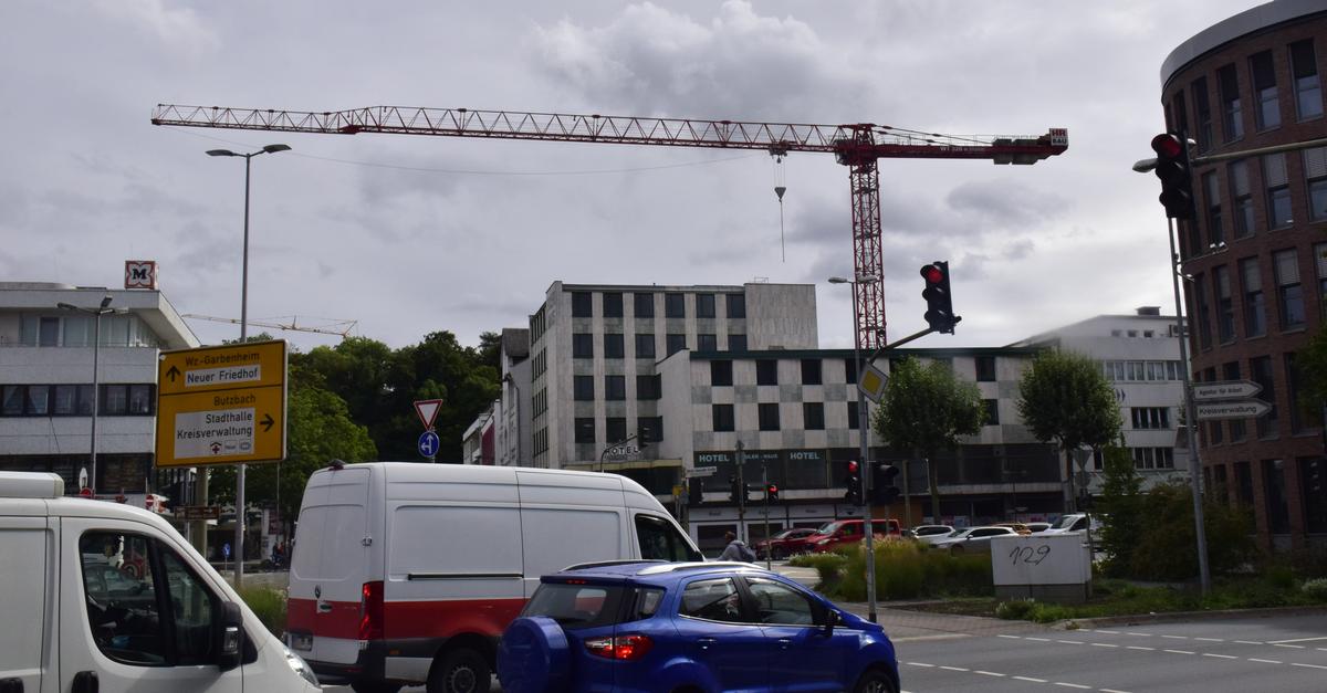 Karl-Kellner-Ring wird zum Abbau eines Baukrans gesperrt