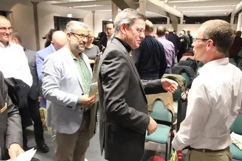 Neuer Bürgermeister: Fokus auf Transparenz und Vertrauen in Selters