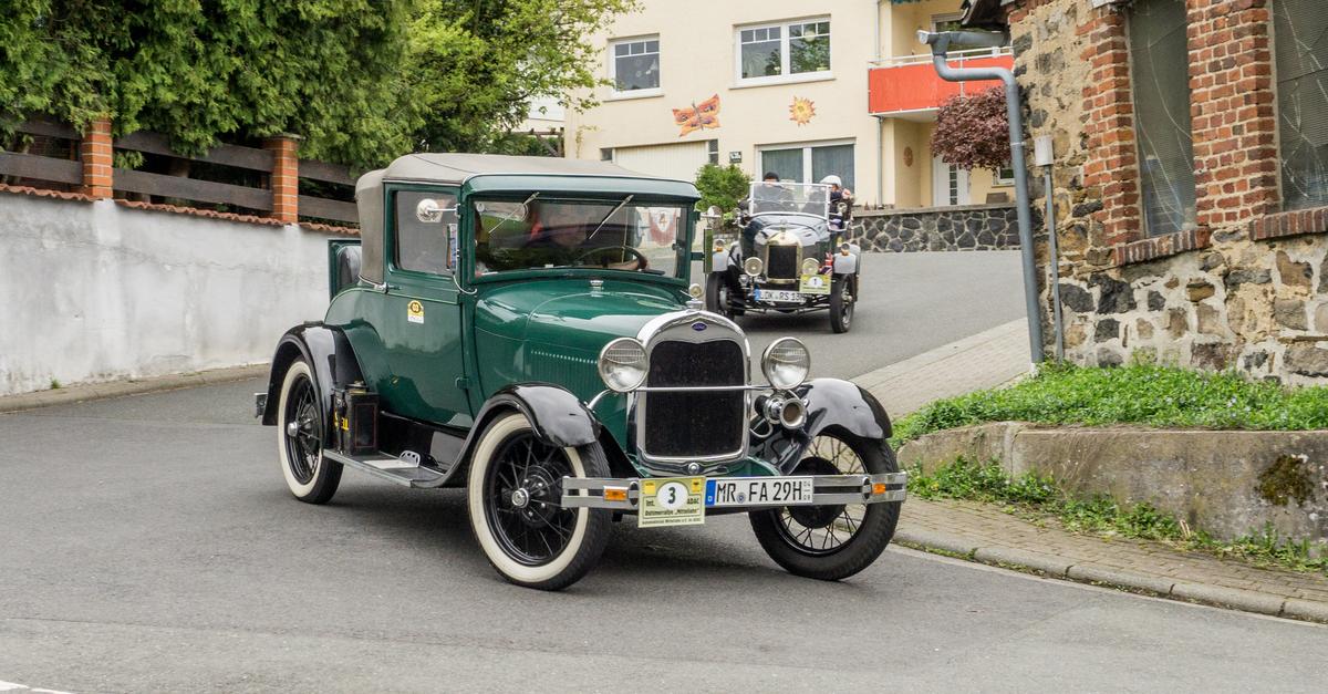 Oldtimer auf Spazierfahrt rund um Wetzlar