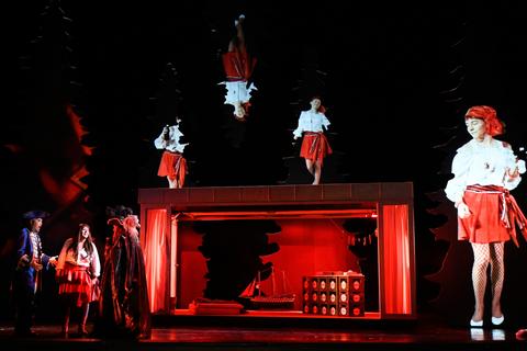 Premiere in Wiesbaden: Die Sentas und der doppelte Daland