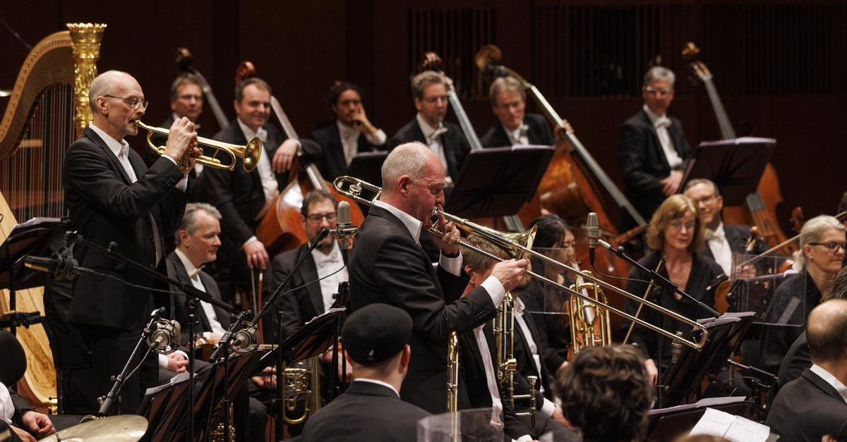 HR-Bigband und -Orchester grooven gemeinsam