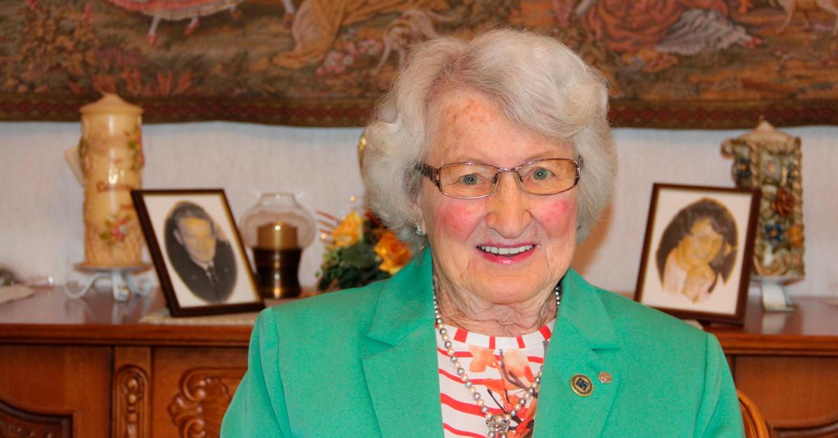 Irmgard Brendel (Arnoldshain) wird 90 Jahre alt