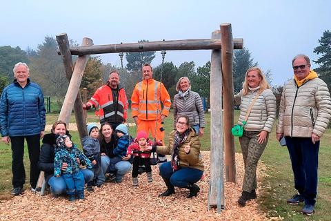 Babyschaukel für Spielplatz Oberreifenberg