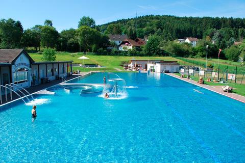 Wenn keine Hitzewelle kommt, schließt das Schmittener Freibad am 13 ...