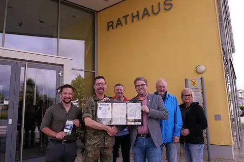 Langgöns besiegelt Partnerschaft mit der Bundeswehr