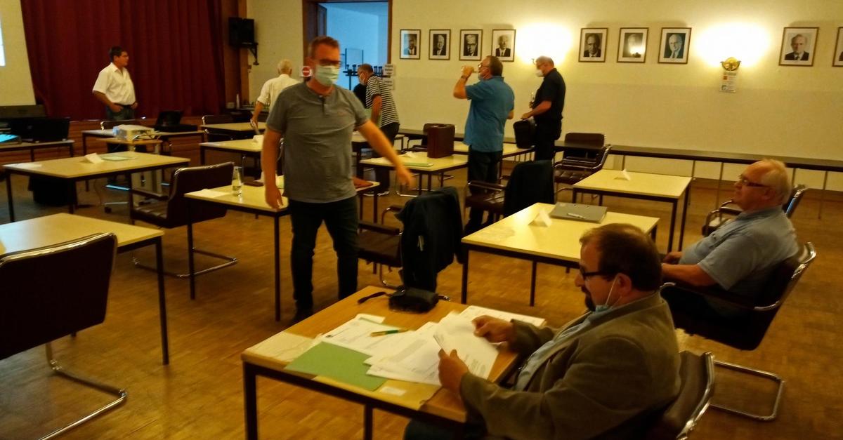 Maskeneklat im Laubacher Ausschuss