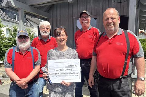 „Flaming-Stars“ feiern Rekordbesuch beim Biker-Treffen in Hangenmeilingen