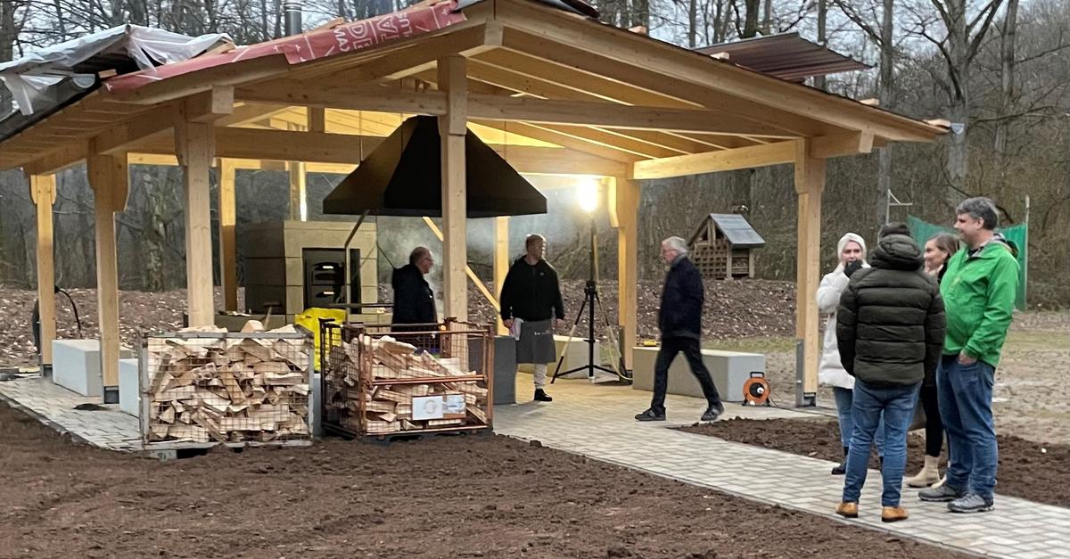 Neue Grill- und Umwelthütte in Elz eröffnet