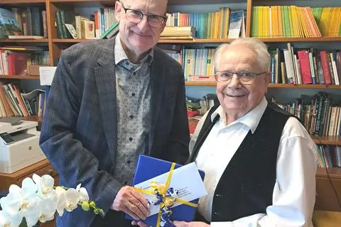 Krippenmuseum öffnet wieder: Geburtstagsgeschenk für Pfarrer Lippert
