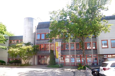 Haus der Dienste in Limburg: Bistum plant Modernisierung oder Neubau