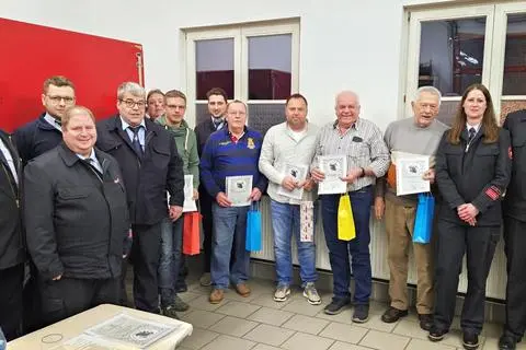 Feuerwehr Niedershausen wählt neuen Vorstand und ehrt