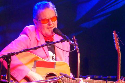 Stoppok erobert in Hasselbach die Herzen des Publikums