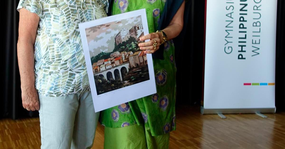 Schüleraustausch: Cathy Meylan erhält Johannes Meyer Medaille
