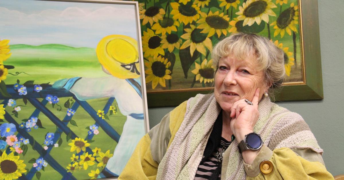 Brigitte Koischwitz erhält Gladenbachs Leinweberpreis