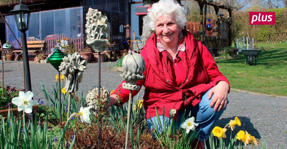 Inge Behrens plant den Biedenkopfer Gartenmarkt