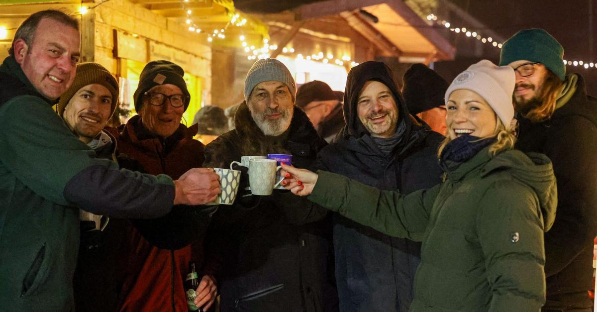 Biedenkopfer Adventszauber verbindet Nachbarn und Freunde