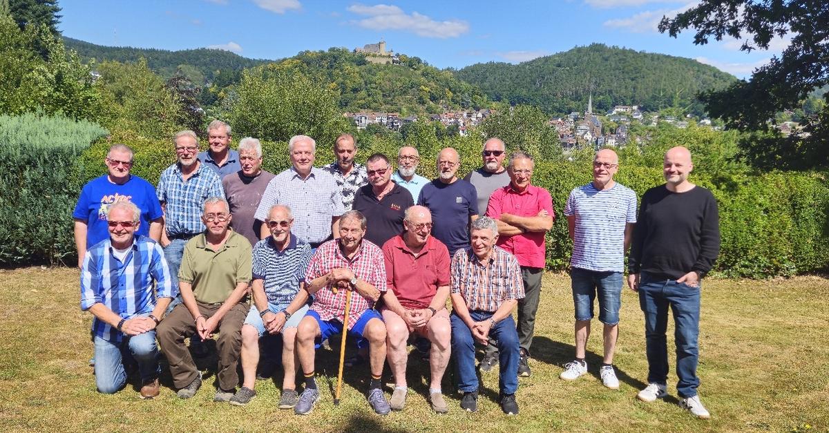 Seit 25 Jahren macht „P.u.R. 2000’“ Biedenkopf schöner