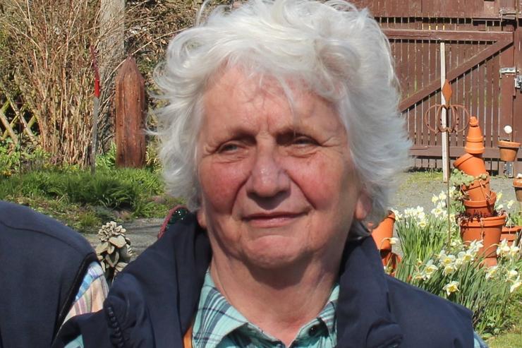 Inge Behrens plant den Biedenkopfer Gartenmarkt 2024