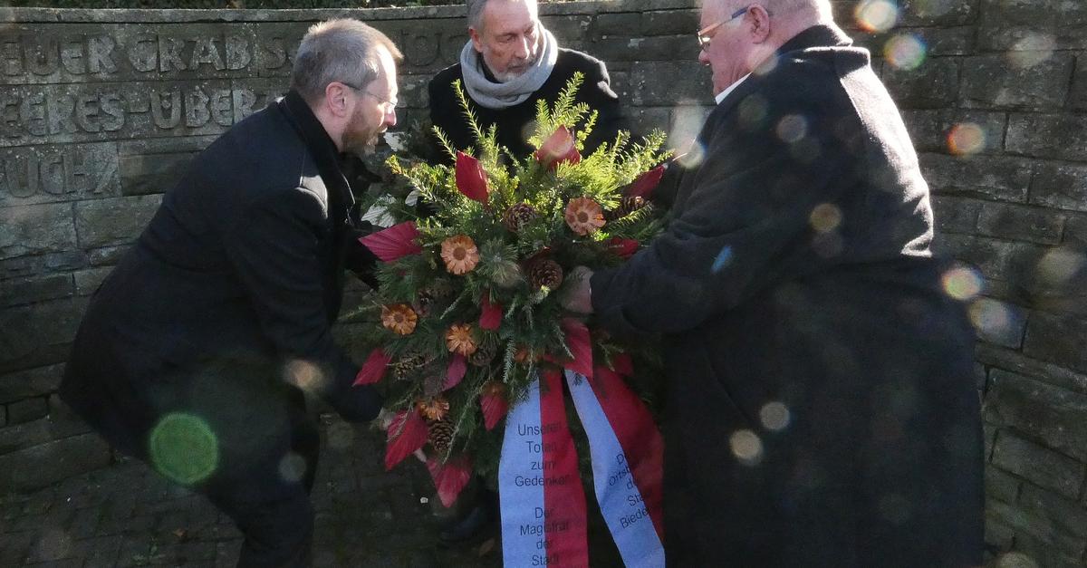 Gedenken zum Volkstrauertag in Biedenkopf und der Region