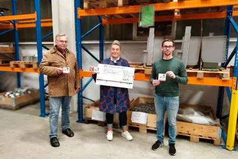 Firma Höse in Wallau spendet 3000 Euro für Flutopfer