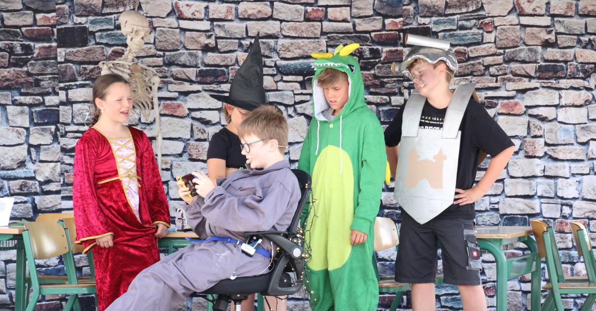 Auch echte Ritter müssen mal die Schulbank drücken