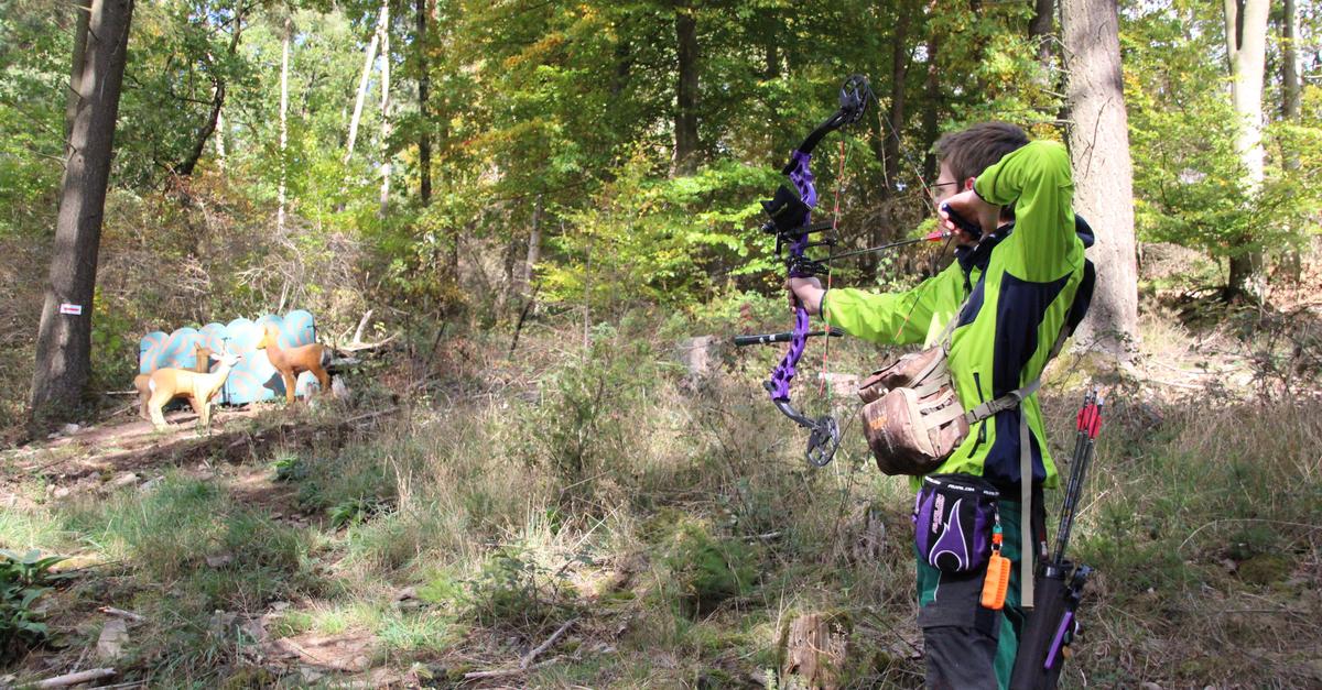 Mit Pfeil und Bogen auf Punktejagd in Breidenbach