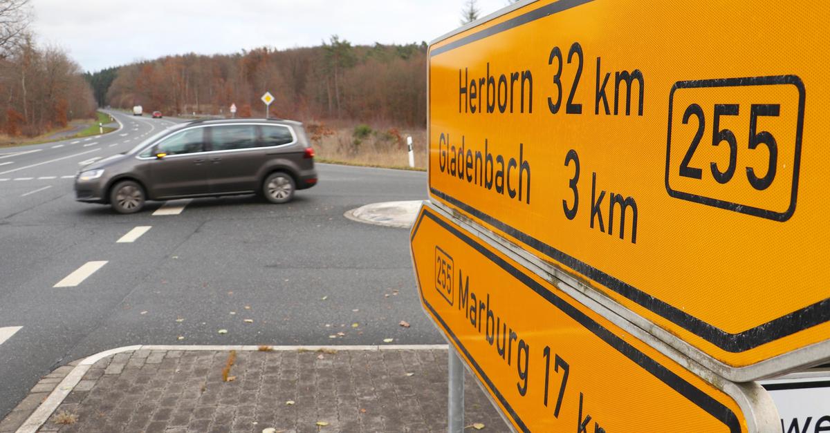 Kreisel könnte B255-Kreuzung bei Gladenbach entschärfen