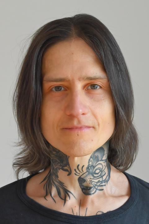 Gladenbacher Schulleiter beleuchtet Metal-Szene im Ruhrpott