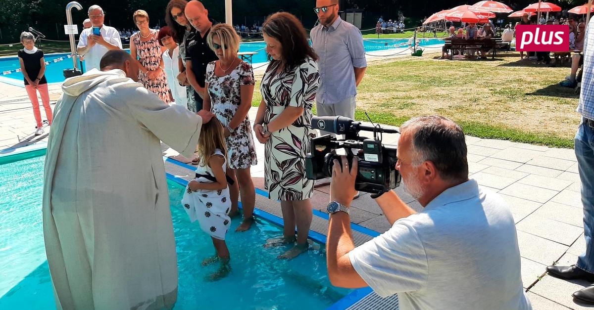 Tauf-Gottesdienst im Freibad Kirchvers