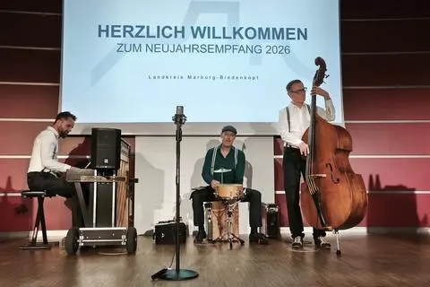 Netzwerken beim Neujahrsempfang des Landkreises Marburg-Biedenkopf