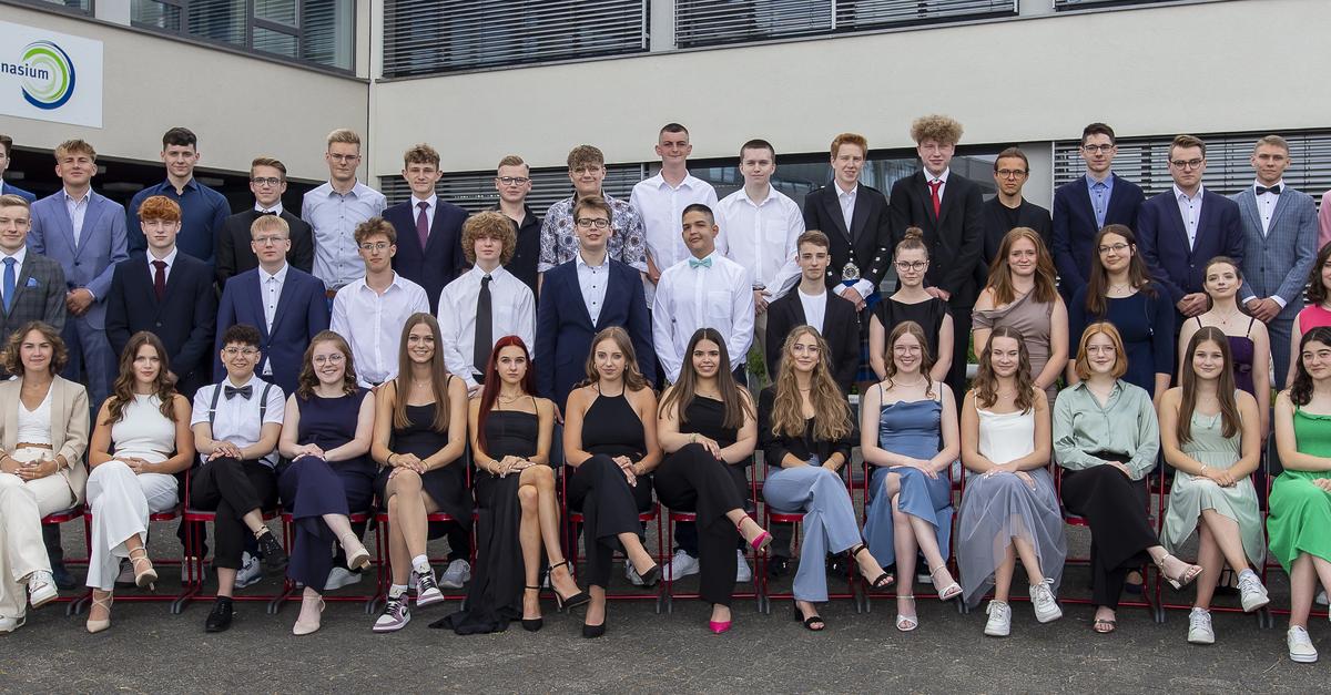 48 Abiturienten verlassen das Städtische Gymnasium Bad Laasphe