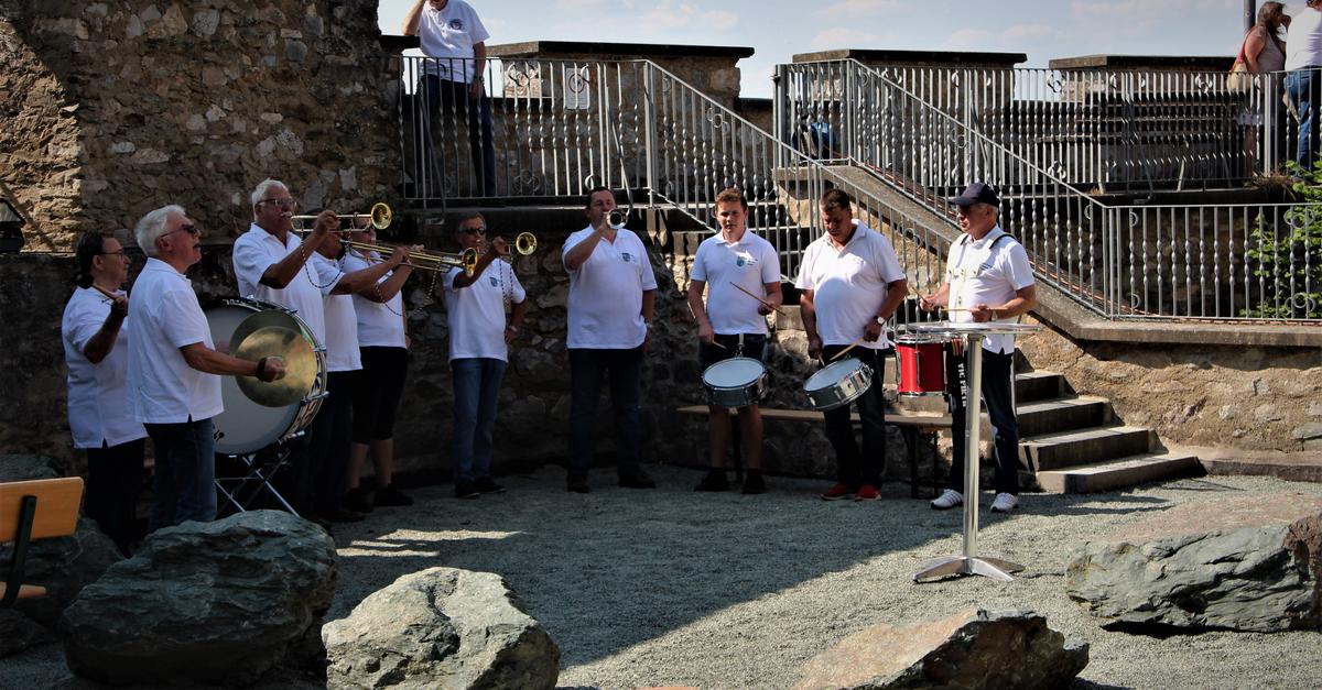 Wenn die Fanfaren auf Burg Philippstein erklingen