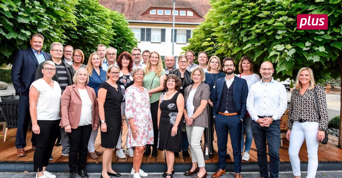 Sparkasse Dillenburg ehrt 1095 Jahre Berufserfahrung