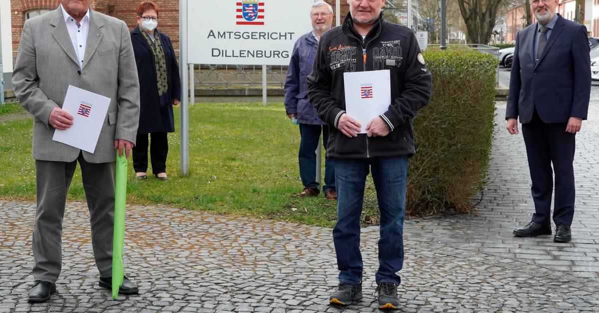 Helmut Menz zieht sich zurück, Thomas Roos kommt