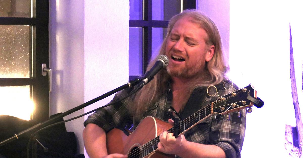 McInroe bringt Texas-Folk-Blues in die „Erbse“