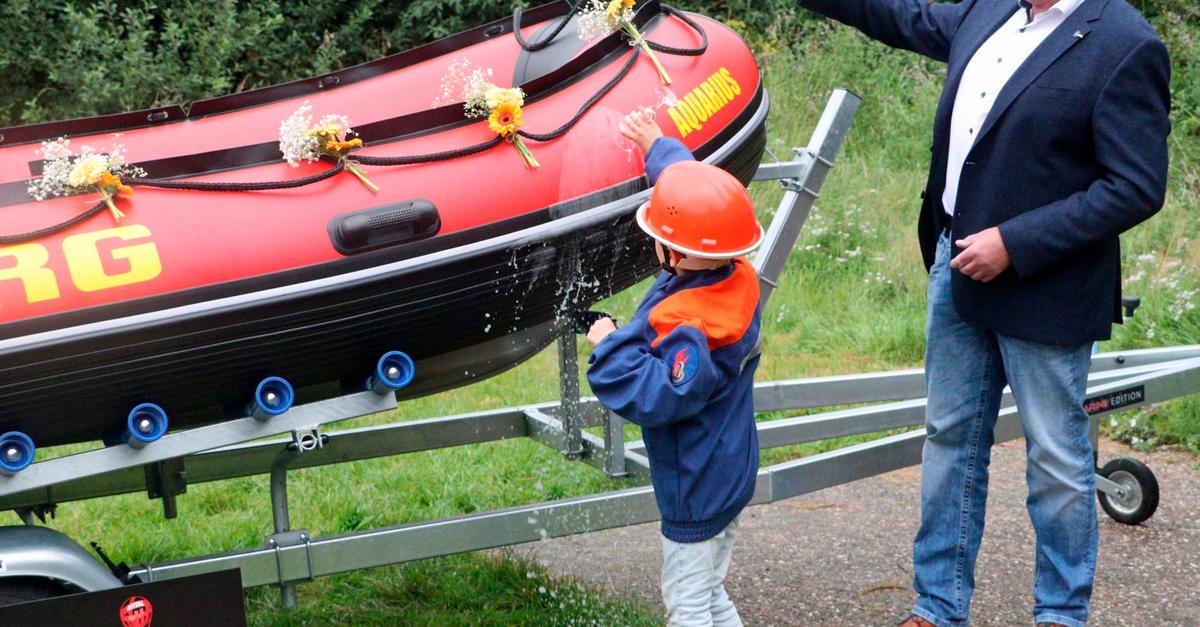 Neues DLRG-Rettungsboot heißt "Aquarius"