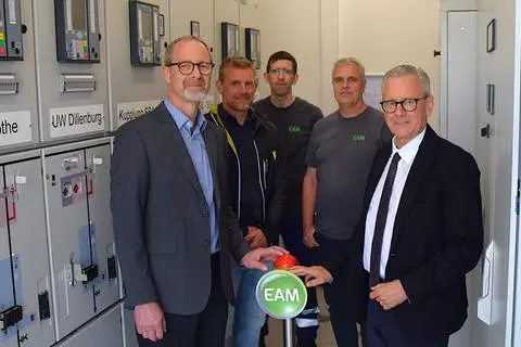 EAM nimmt die neue Schaltstation Sechshelden in Betrieb