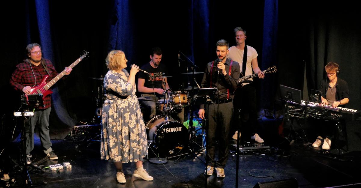 Lisa Thomas und Nicolai Benner in der KuSch hören