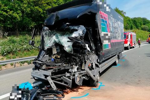 Lkw-Unfall auf A45: Vollsperrung ist aufgehoben