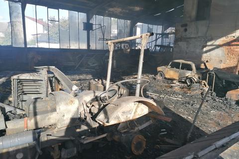 Brand in Erda: Millionenschaden und langer Feuerwehreinsatz