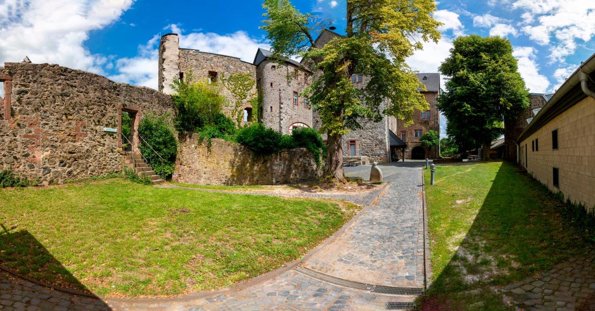 "Haus Hohensolms Stiftung" setzt auf "inklusive Burg"