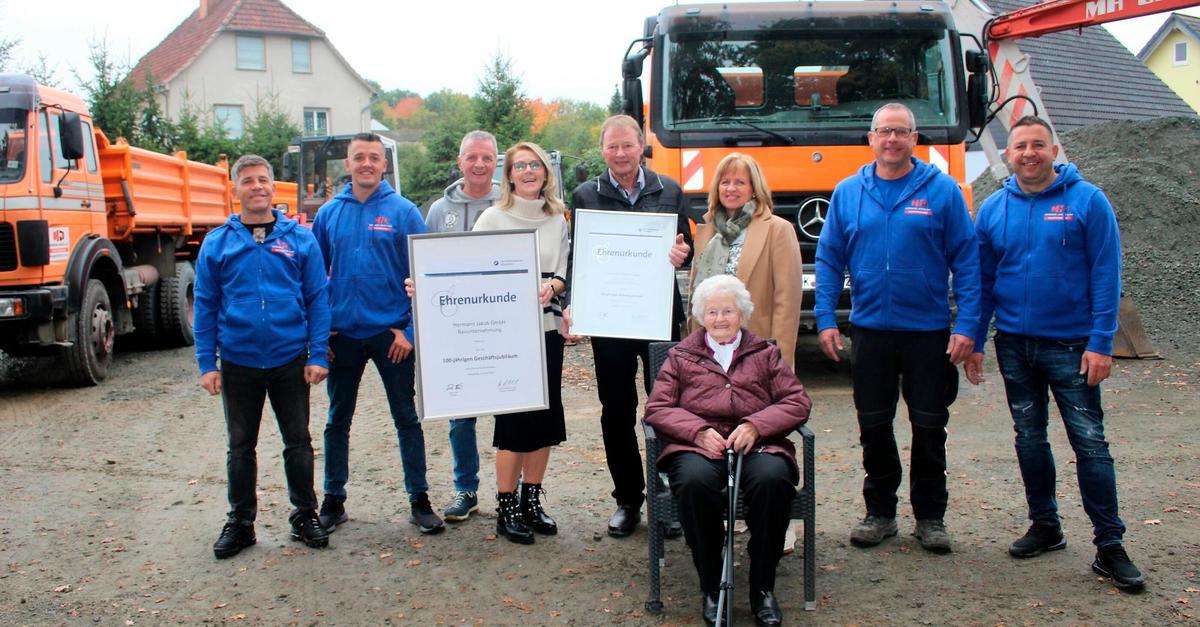 Hohenahr-Erda: Mit handbetriebenem Betonmischer fängt es an