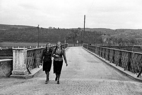 Vor 55 Jahren wird alte Dorlarer Lahnbrücke abgerissen