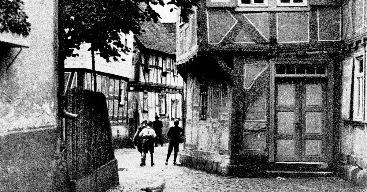 Lahnau einst und heute: Die Geschichte der Landschreibergasse