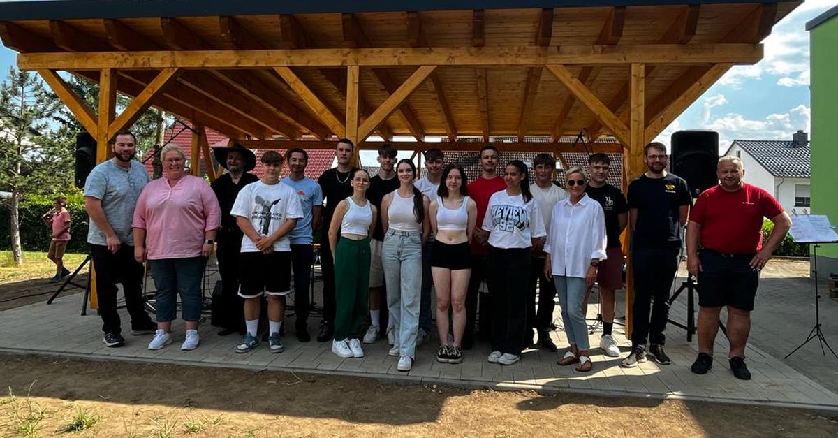 Im Schulgarten der LTS Lahnau steht ein „Grünes Klassenzimmer“