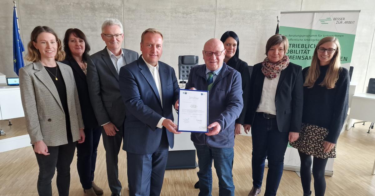 IHK zeichnet Lahn-Dill-Kreis aus