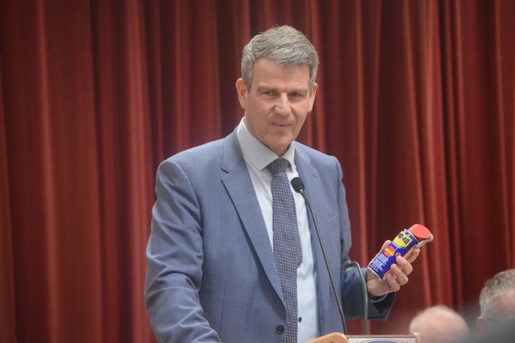 Alexander Schneider als Bürgermeister in Leun eingeführt