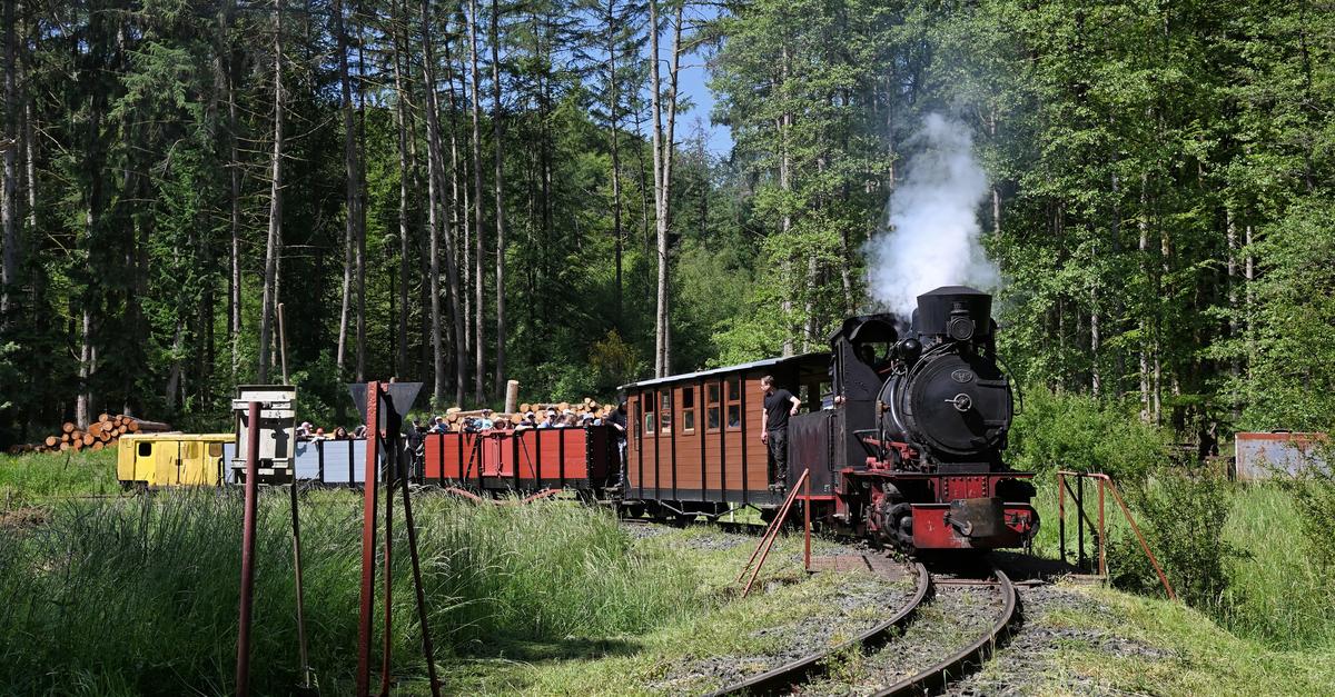Zum Jubiläum dampft die Grubenbahn durchs Grundbachtal